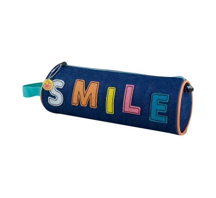 Someone’s in a Makro Butterfly 25 cm Barrel Pencil Case Mood
