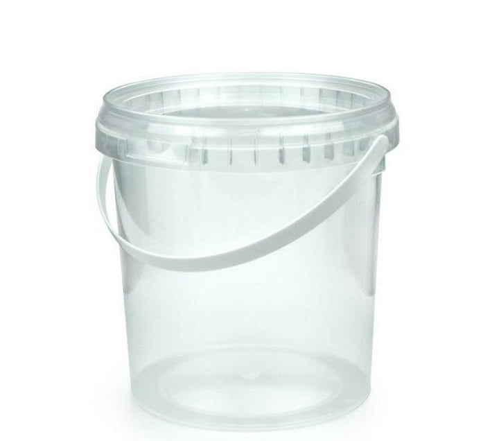 Someone’s in a Makro 132 X 1 Litre Clear Buckets with Lids and Handle Mood