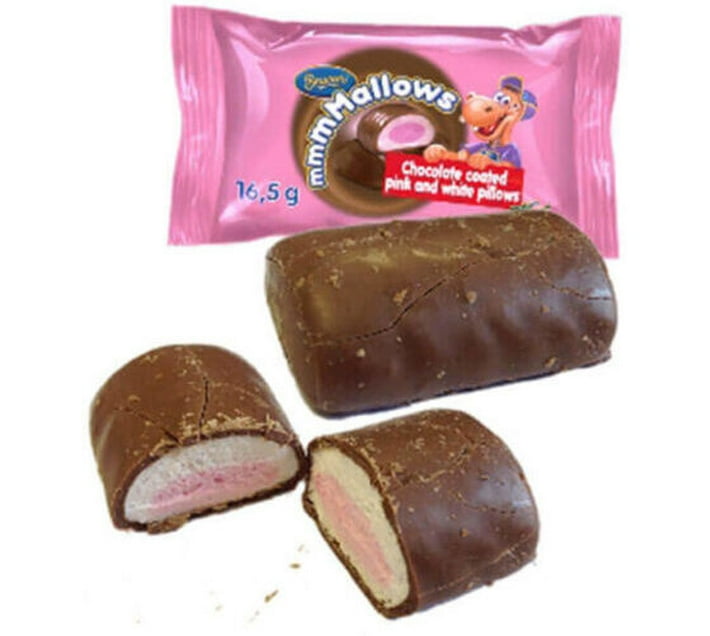 Beacon Mallow Pillows Pink White 150g Pack of 9 Milk Chocolate Bars ...