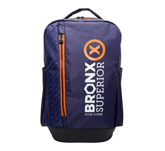 Someone’s in a Makro Bronx Large Sport Backpack Mood