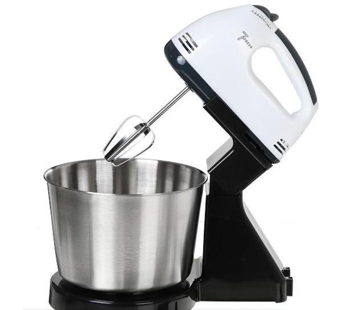 Someone’s in a Makro 220W Scarlett 7 Speed Hand Mixer With Stainless ...