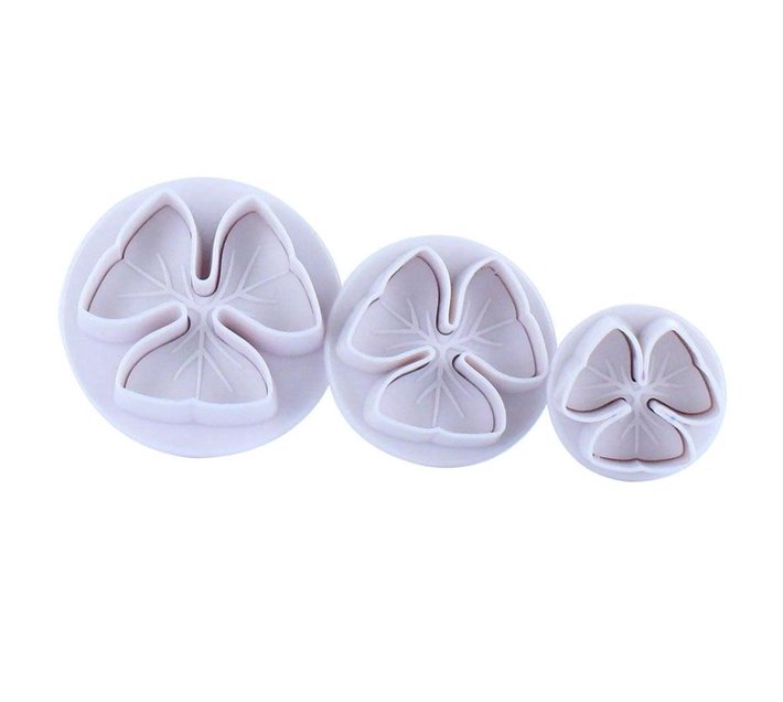 Someone’s in a Makro Culpitt 3 Petal Flower Plunger Cutter / Cookie ...