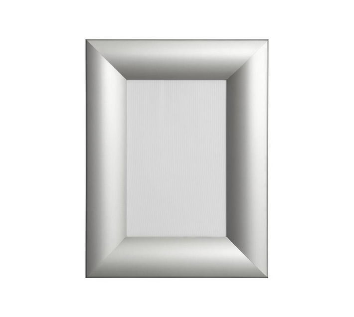 Someone’s in a Makro A4 Clip Frame 40mm - Natural Anodised Mood