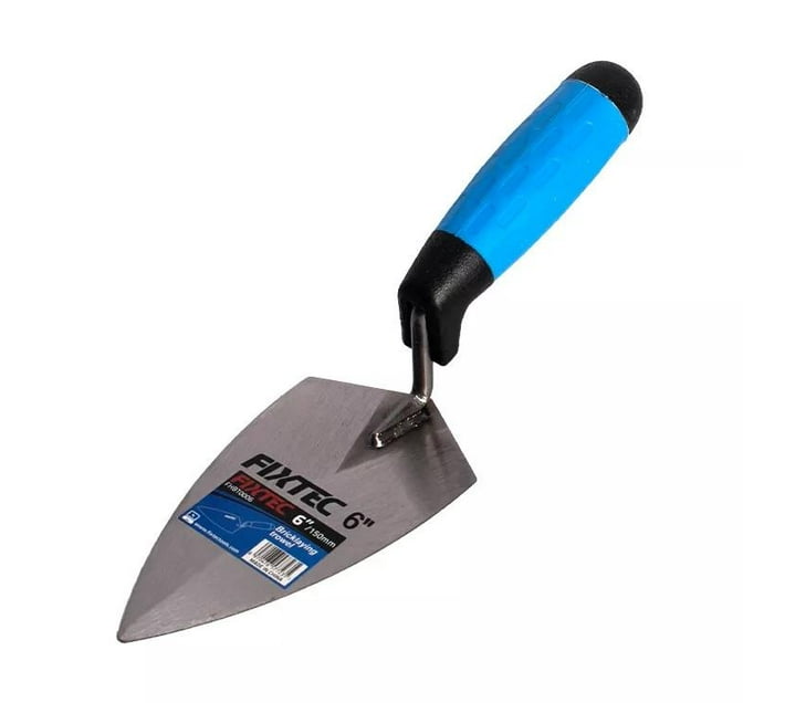 Someone’s in a Makro FIXTEC Industrial 6" 150mm Bricklaying Trowel Mood