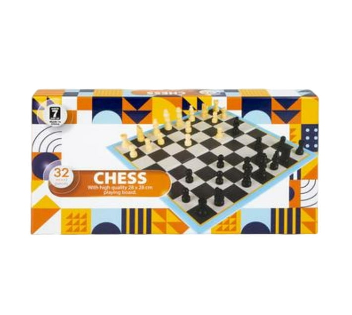 Someone’s in a Makro Game Chess Wood Pieces 28X28Cm Mood