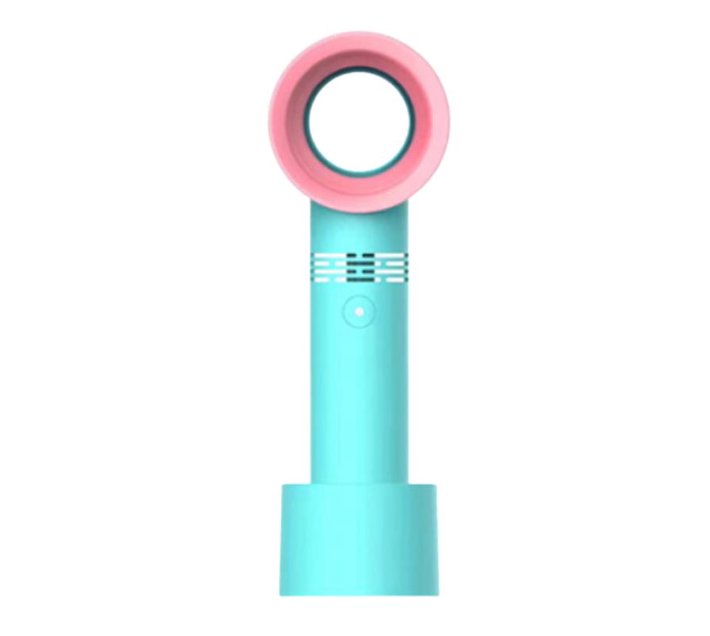 Someone’s in a Makro USB charging portable electric cooling ultra-quiet ...