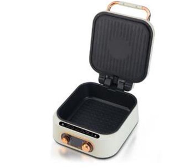 Someone’s in a Makro 3 IN 1 Hot Pot Grill RAF R.5409 Mood