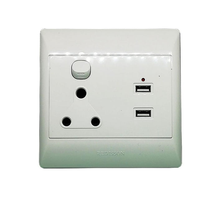 Someone’s in a Makro Redisson S001 USB 2 USB Single Wall Socket Mood