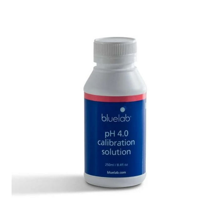 Someone’s in a Makro Bluelab pH 4.0 Calibration Solution 250ml Mood
