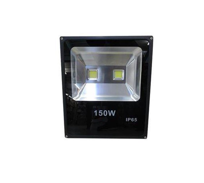 Someone’s in a Makro Redisson 150W LED Flood Light Mood