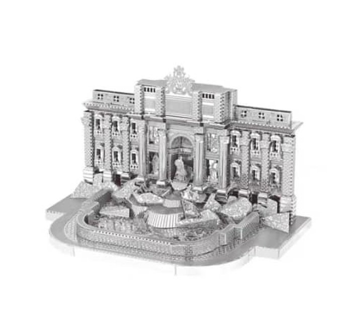 Someone’s in a Makro 3D Metal Assembled Model Trevi Fountain Mood