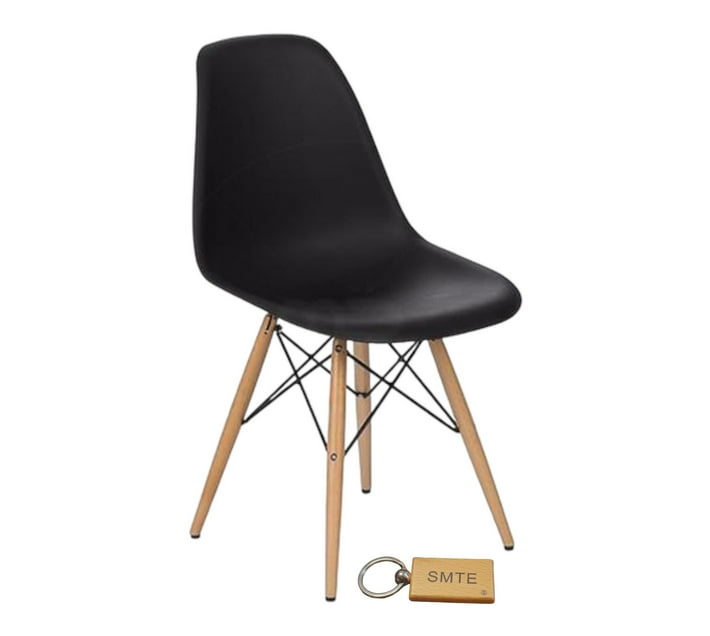 Someone’s in a Makro Pack of 4 Modern Dining Chairs +Smte Keyring Mood