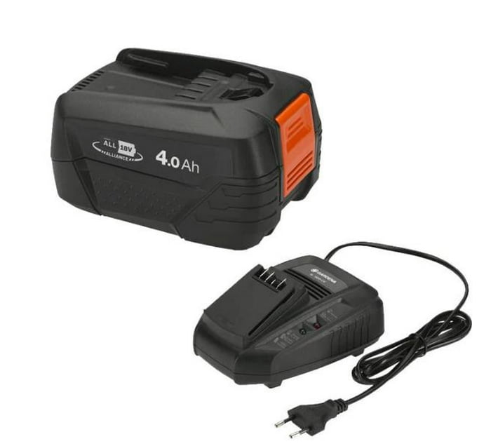 Someone’s in a Makro GARDENA Mega Battery Starter Set P4A - Includes ...