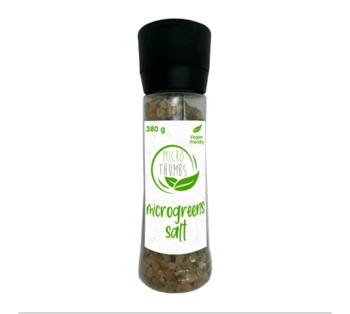 Someone’s in a Makro Microgreens Salt Mood