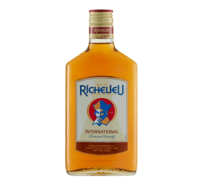 Someone’s in a Makro Richelieu Brandy (6 x 375ml) Mood