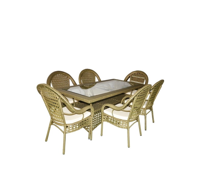 Someone’s in a Makro Jost outdoor Square Table with 6 Chairs Mood
