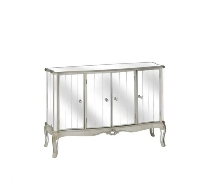 Someone’s in a Makro Victorian Vintage Large Mirror Sideboard Mood