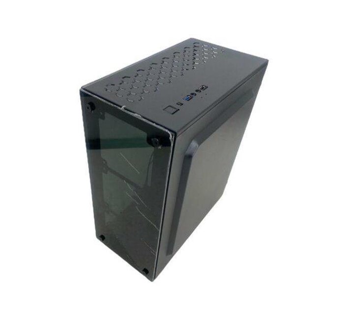 Someone’s in a Makro ATX And Micro-ATX Gaming Tower Computer Case Mood