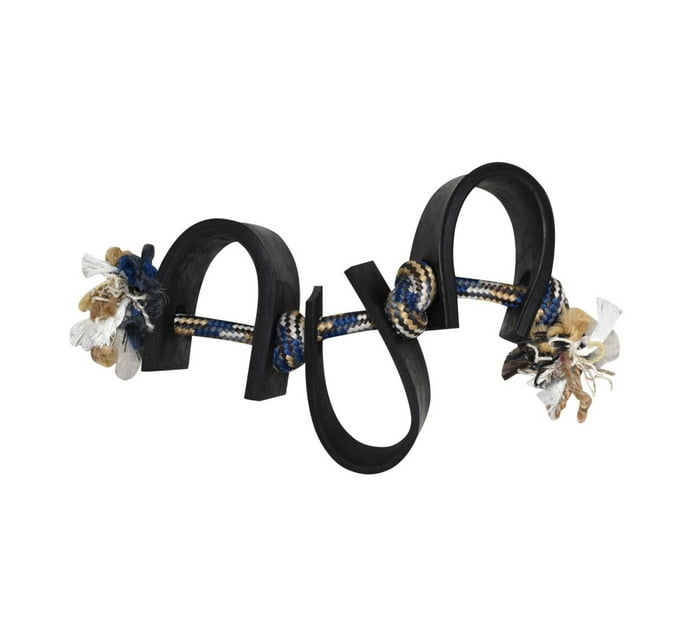 Someone’s in a Makro Grants Rope With Rubber Mood