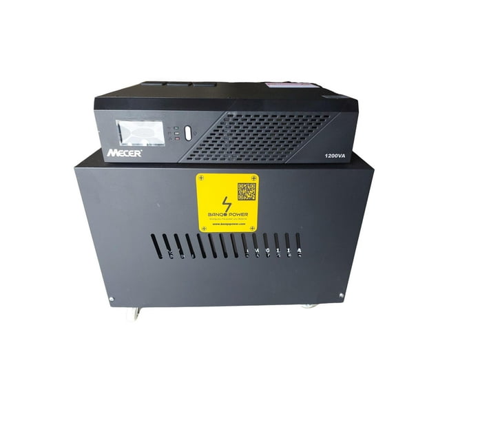 Someone’s in a Makro Mecer 1200VA/ 720W 1,2kWh/ 100Ah Lithium ion ...