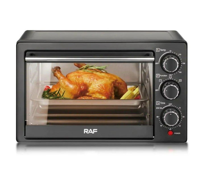 Someone’s in a Makro RAF R.5321 Electric Oven 22l Mood