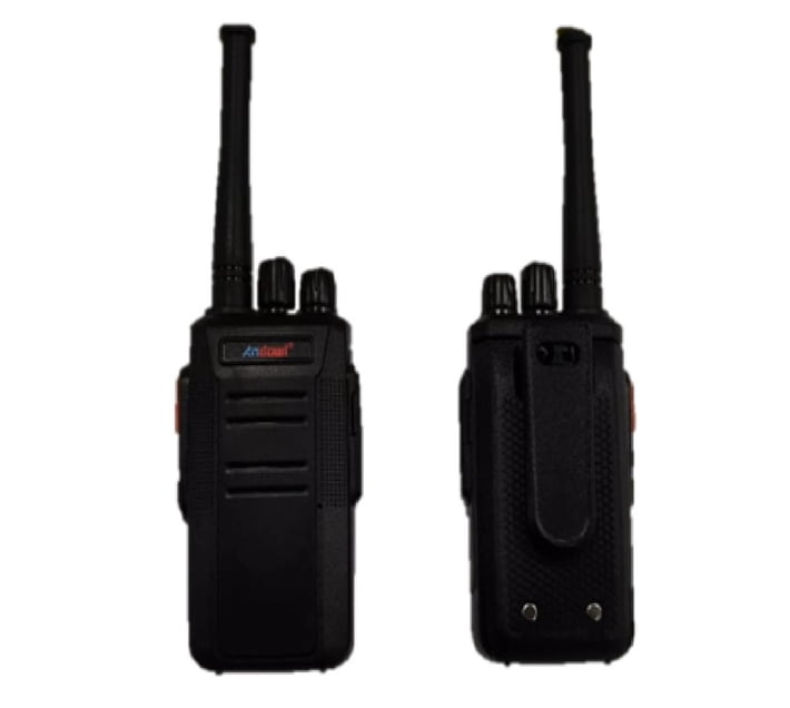 Someone’s in a Makro Andowl 2 Way Radio Mood