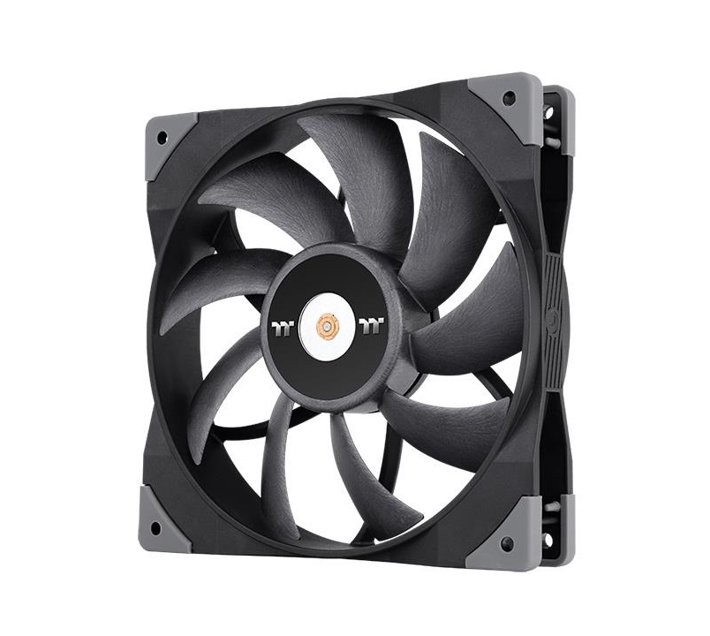 Someone’s in a Makro Thermaltake TOUGHFAN 14 Computer case Fan 14 cm ...