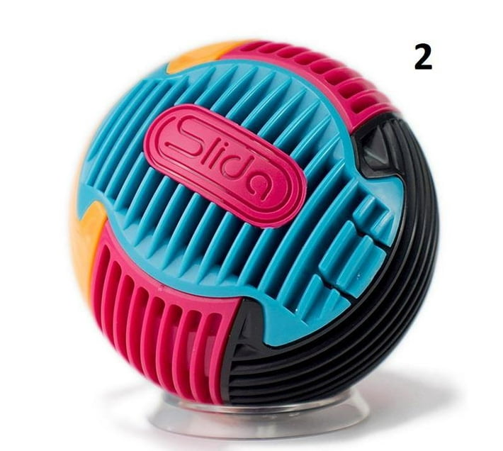 Someone’s in a Makro Slida 3D Puzzle Ball Mood
