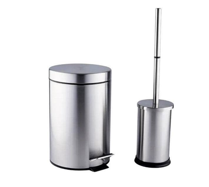 Someone’s in a Makro Bathroom Set. Stainless Steel. 2 Pieces Mood