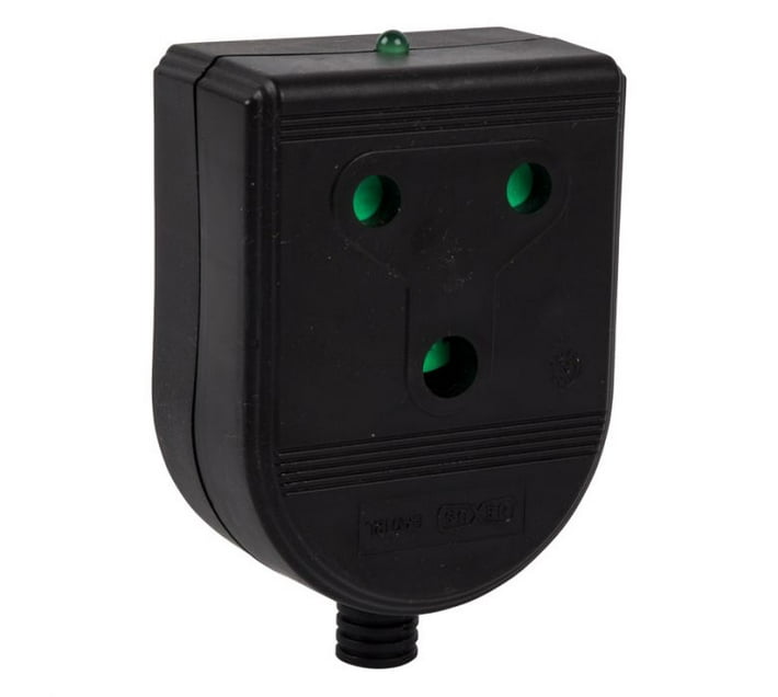 Nexus - Janus Coupler Dbl Pvc 16A Black Pp - 5 Pack | Makro