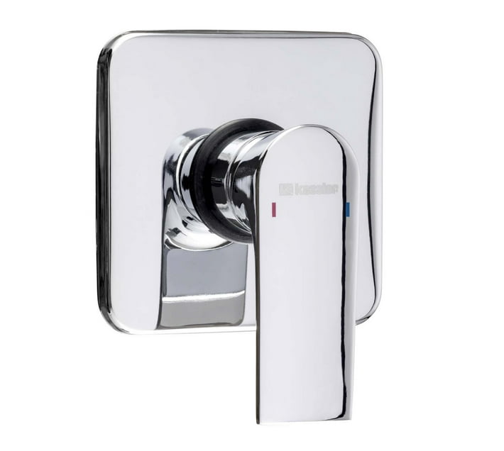 Someone’s in a Makro Shower Mixer Premier (Square) Mood