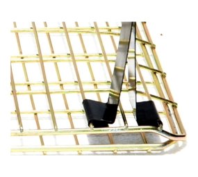 Someone’s in a Makro Braai Grid Small Box & Legs 4 Grid Mood