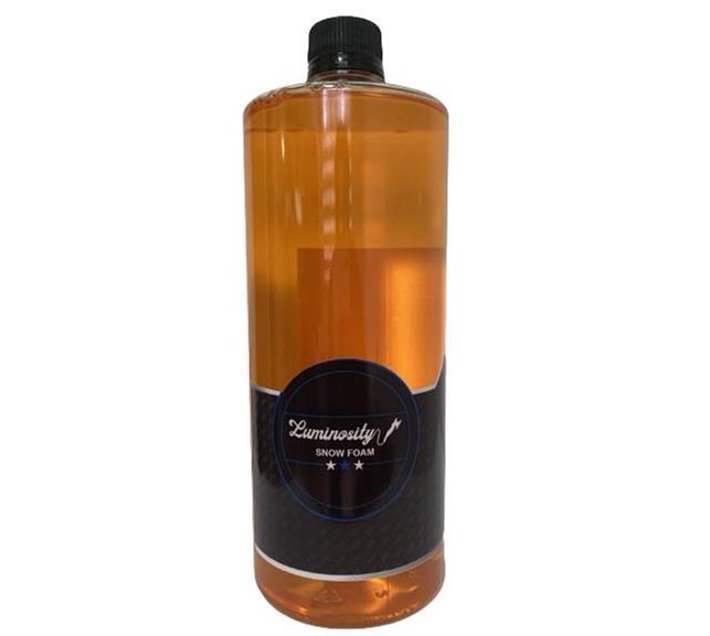 Someone’s in a Makro Snow Foam 1 Liter Mood