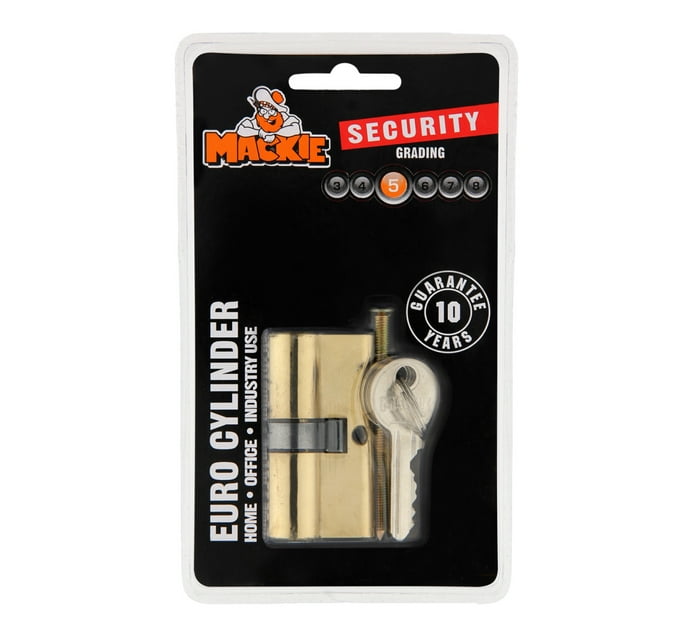 Someone’s in a Makro Mackie 60 mm Securtiy Cylinder Lock Mood