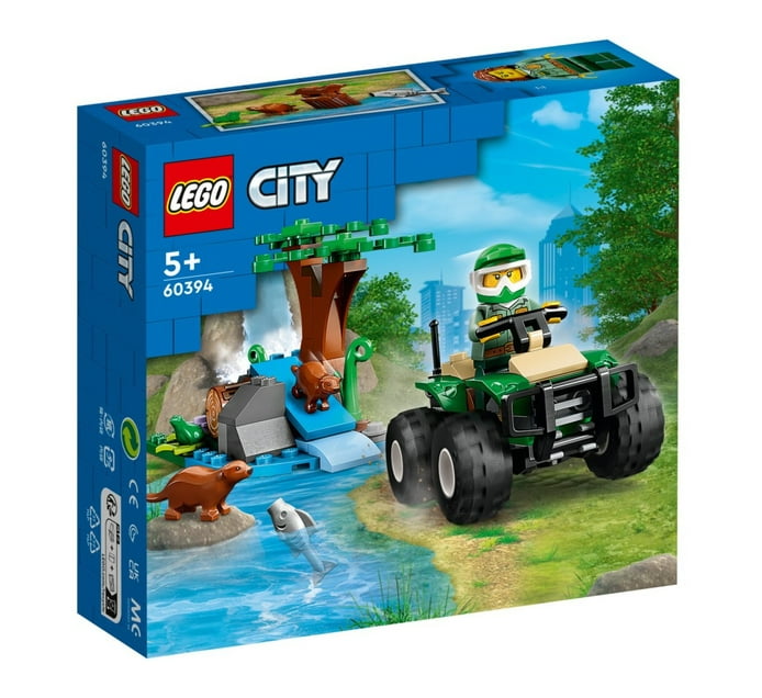Someone’s in a Makro Lego Atv and Otter Habitat Mood