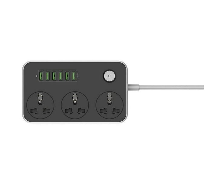 Someone’s in a Makro CX-T05-W Multi-Port Fast Digital Charging Plug Mood