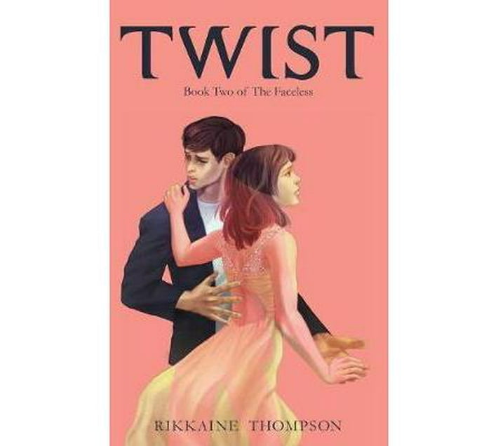 Twist Paperback Softback Makro