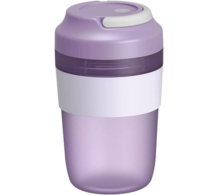 Someone’s in a Makro Mini Portable Blender for Shakes and Smoothies ...