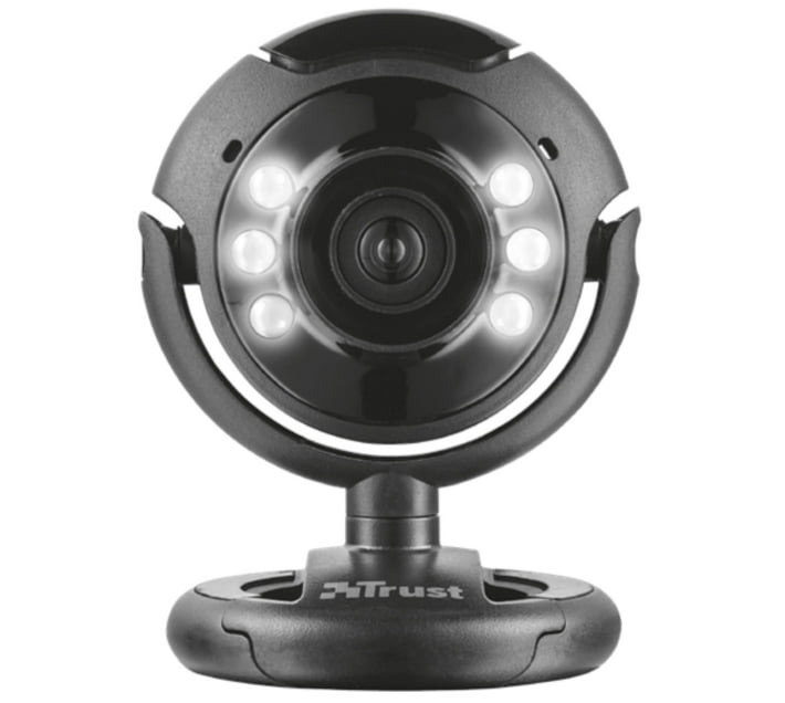 Someone’s in a Makro Trust USB Spotlight Webcam Pro Mood