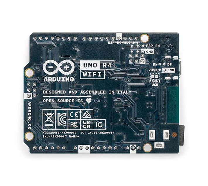 Someone’s in a Makro Arduino UNO R4 WiFi [ABX00087] - Official Arduino ...