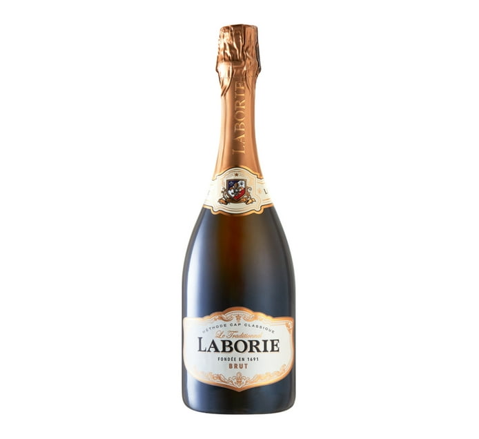 Someone’s in a Makro Laborie Methode Cap Classique Brut (6 x 750 ml) Mood