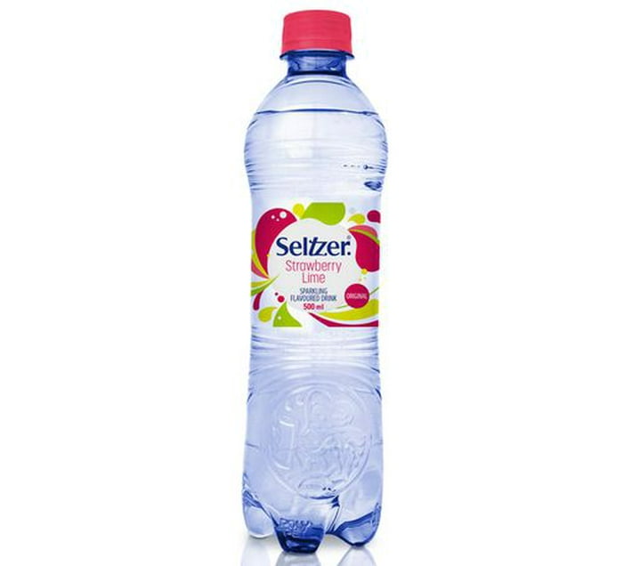Someone’s in a Makro Seltzer Strawberry Lime Sparkling Flavoured Water ...