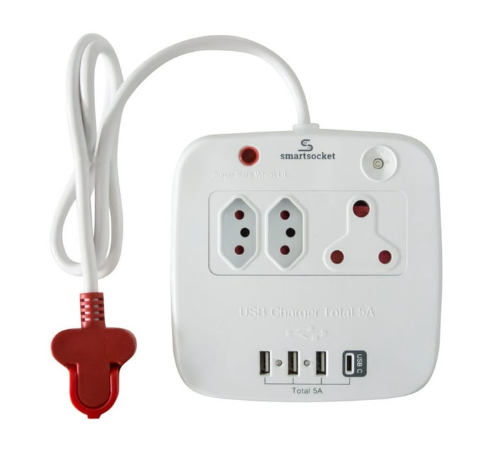 Someone’s in a Makro Smartsocket 1 m 1.5 mm 3 Way USB Multiplug Mood