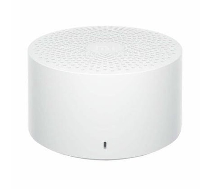 Someone’s in a Makro Xiaomi Mi Compact Bluetooth Speaker Mood