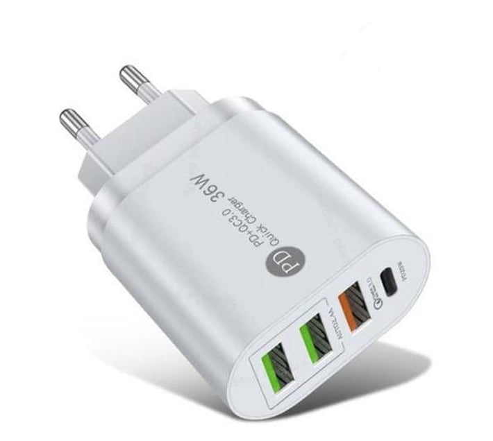 Someone’s in a Makro 36W 3 USB Ports with PD Charger - white Mood