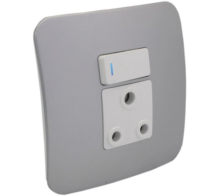 Someone’s in a Makro Silver Single RSA Plug Socket with Indicator ...