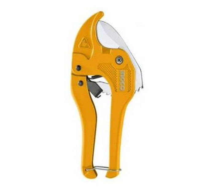 Someone’s in a Makro DIY PPR Pipe Cutter 42MM Mood