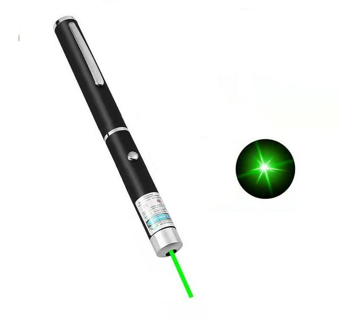 Someone’s in a Makro Laser Pointer Green Mood