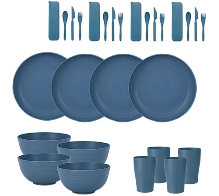 Someone’s in a Makro Family Indoor and Outdoor Dinnerware Set for 4 Mood
