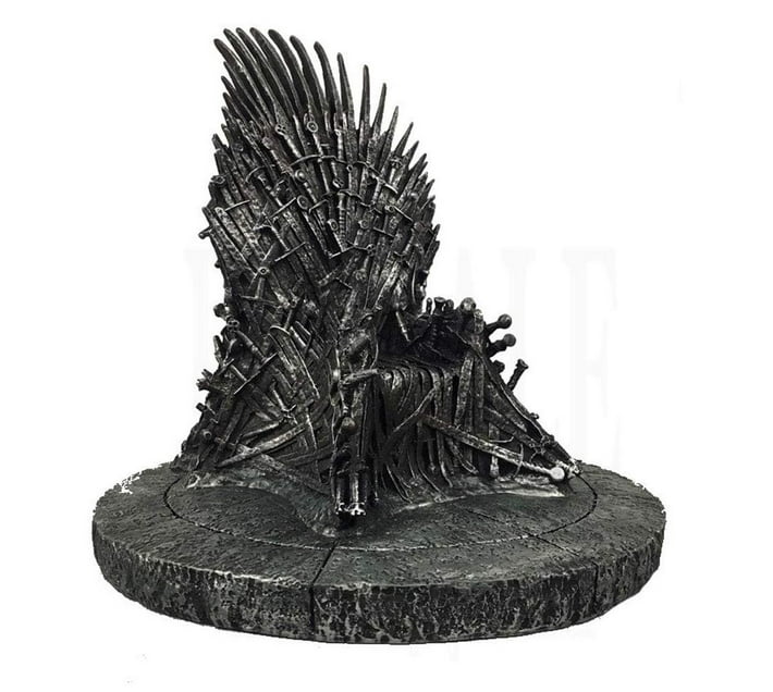 Someone’s in a Makro Decor Iron Throne Resin Statue Gift 16cm Mood
